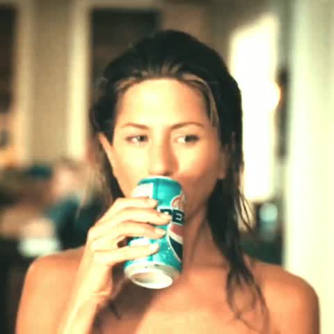 Jennifer Aniston in the break up (2006) [inserted the extended nude] | Scrolller