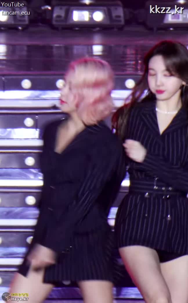 Nayeon - black striped suit jacket, shorts | Scrolller