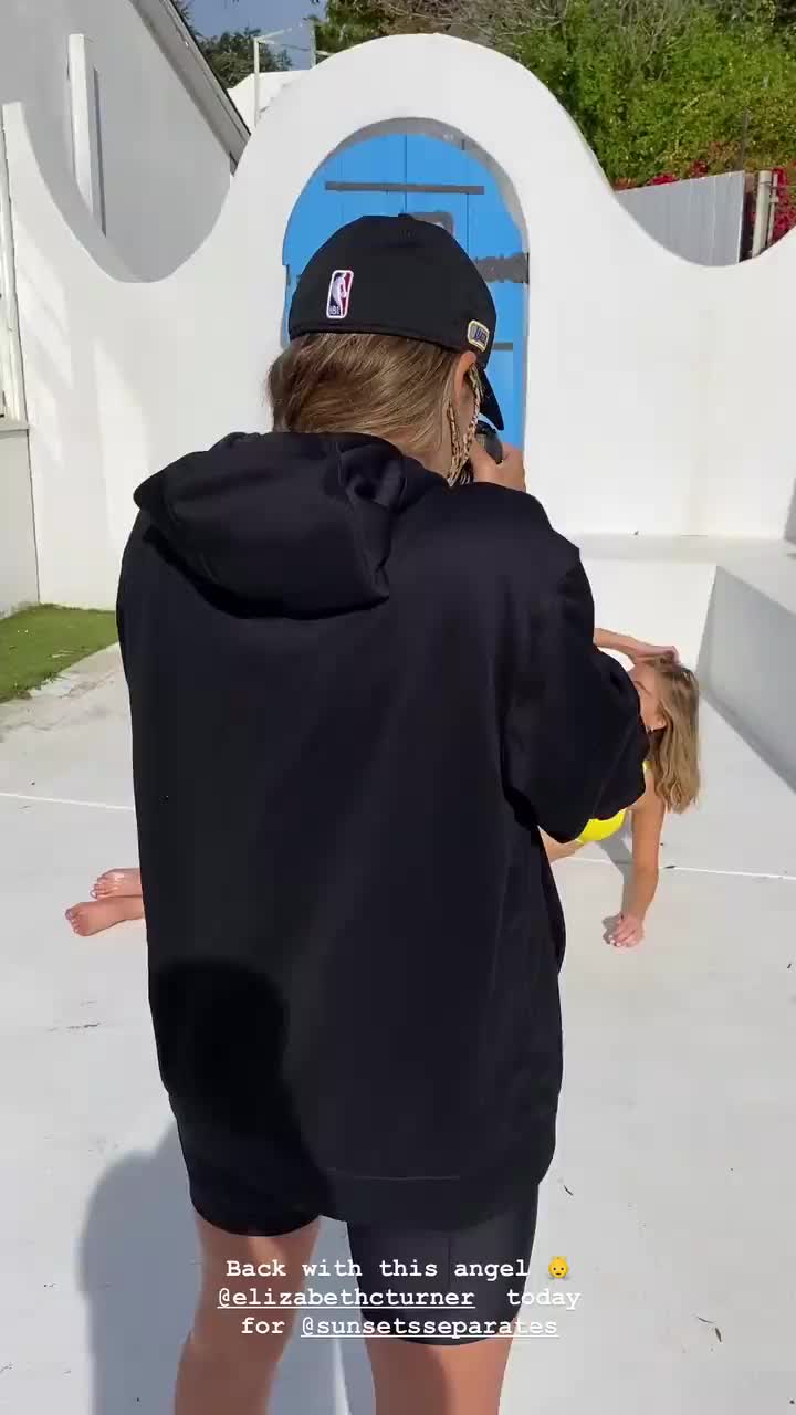 On the ground | Scrolller