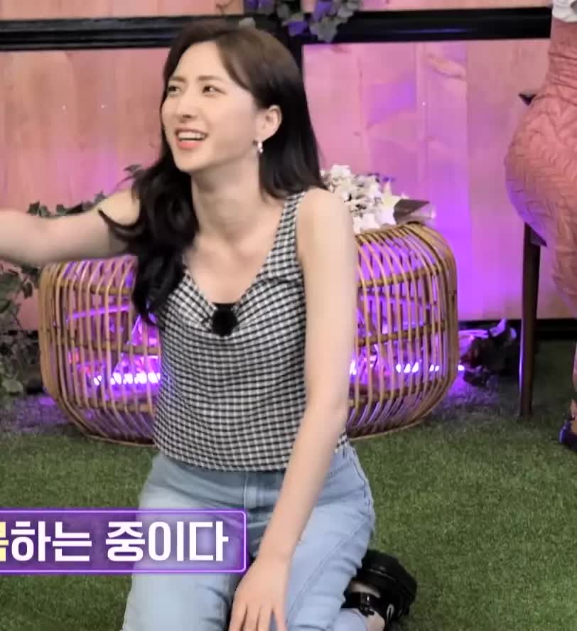 WJSN - Eunseo | Scrolller