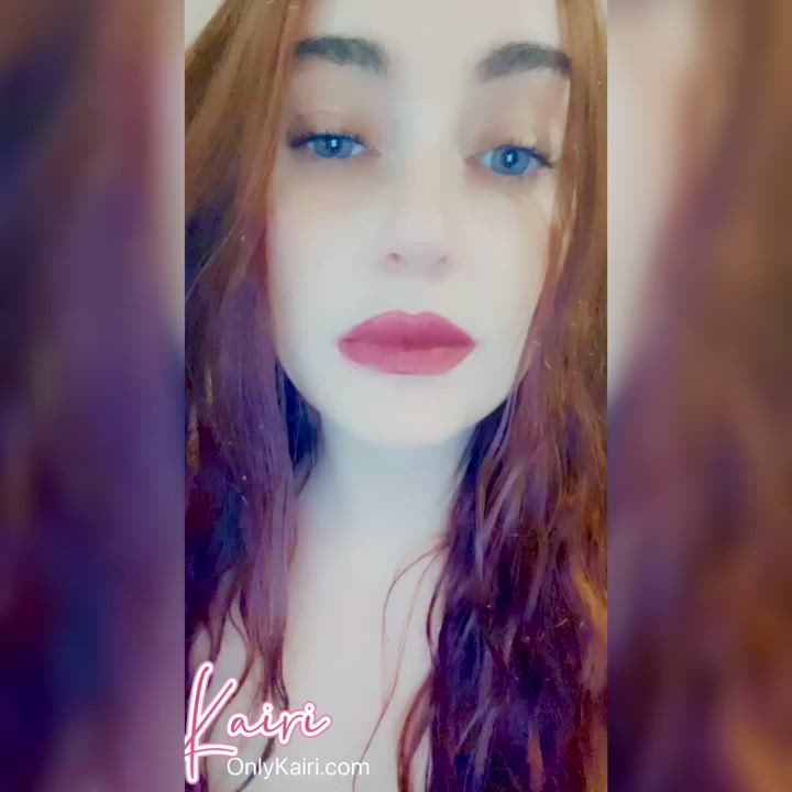 Drooly girl 🤤 | Scrolller