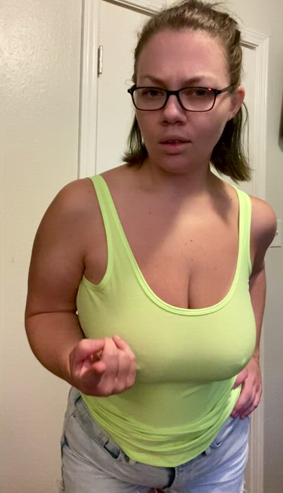 Cum here and watch these big titties drop [oc] | Scrolller