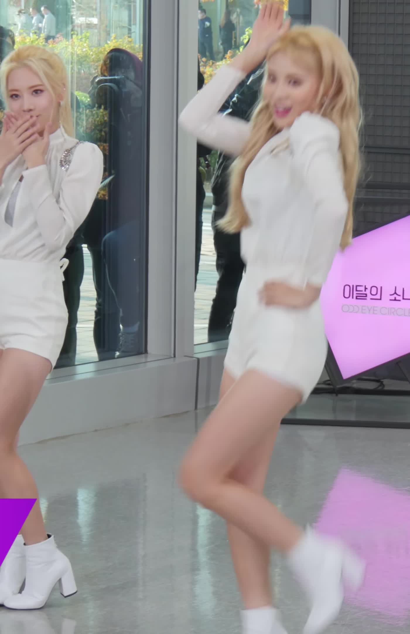 LOONA - Jinsoul | Scrolller