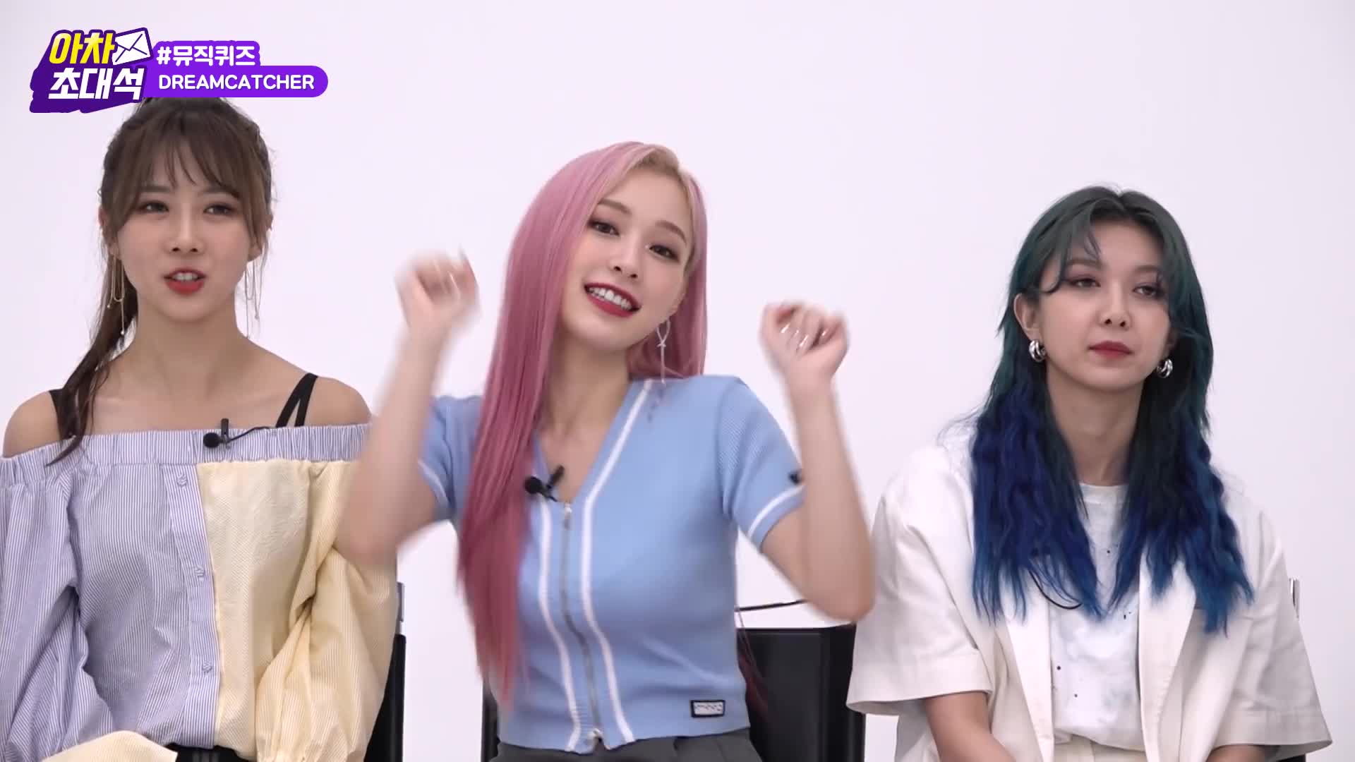 Gahyeon telling you to cheer up | Scrolller