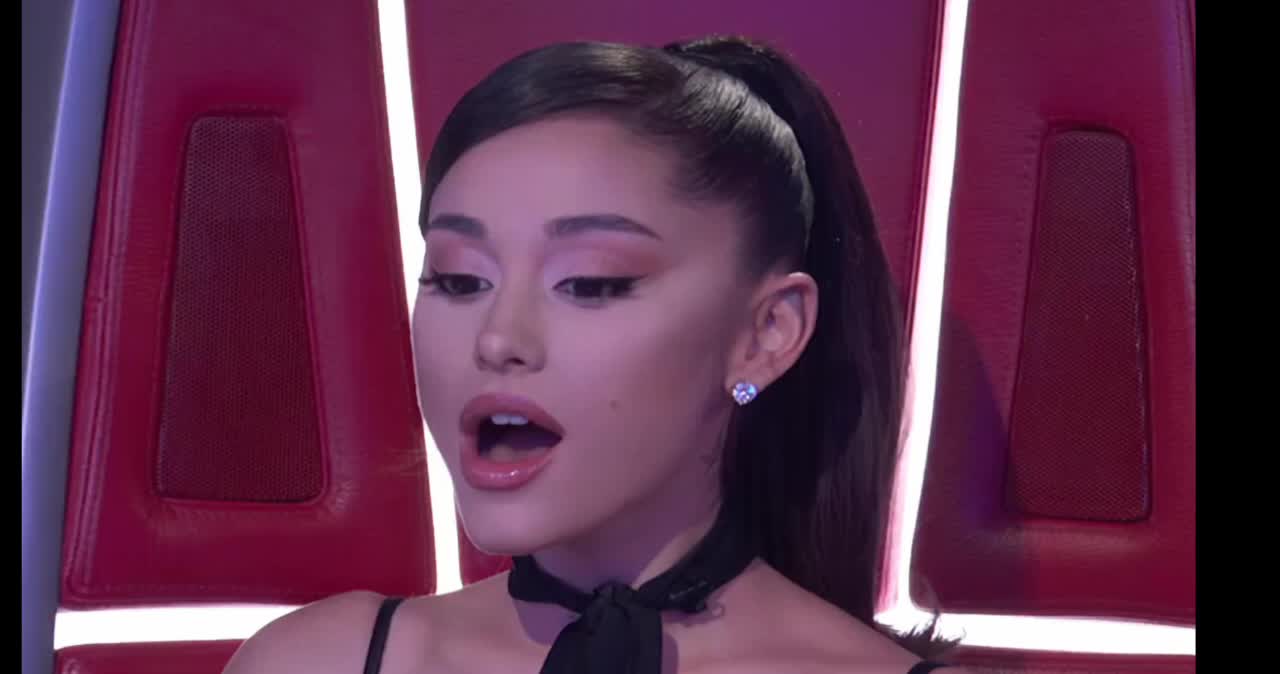 Ariana Grande`s mouth is made for perfect blowjobs | Scrolller