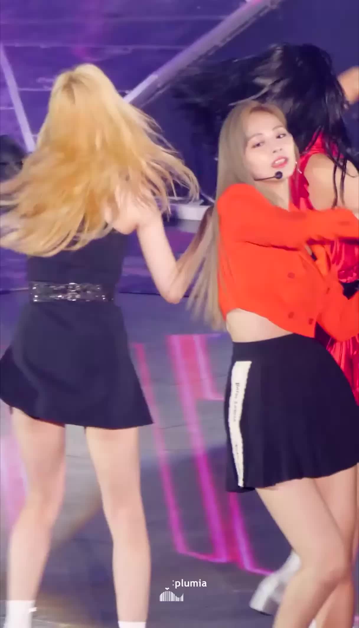 190822 - Tzuyu | Scrolller