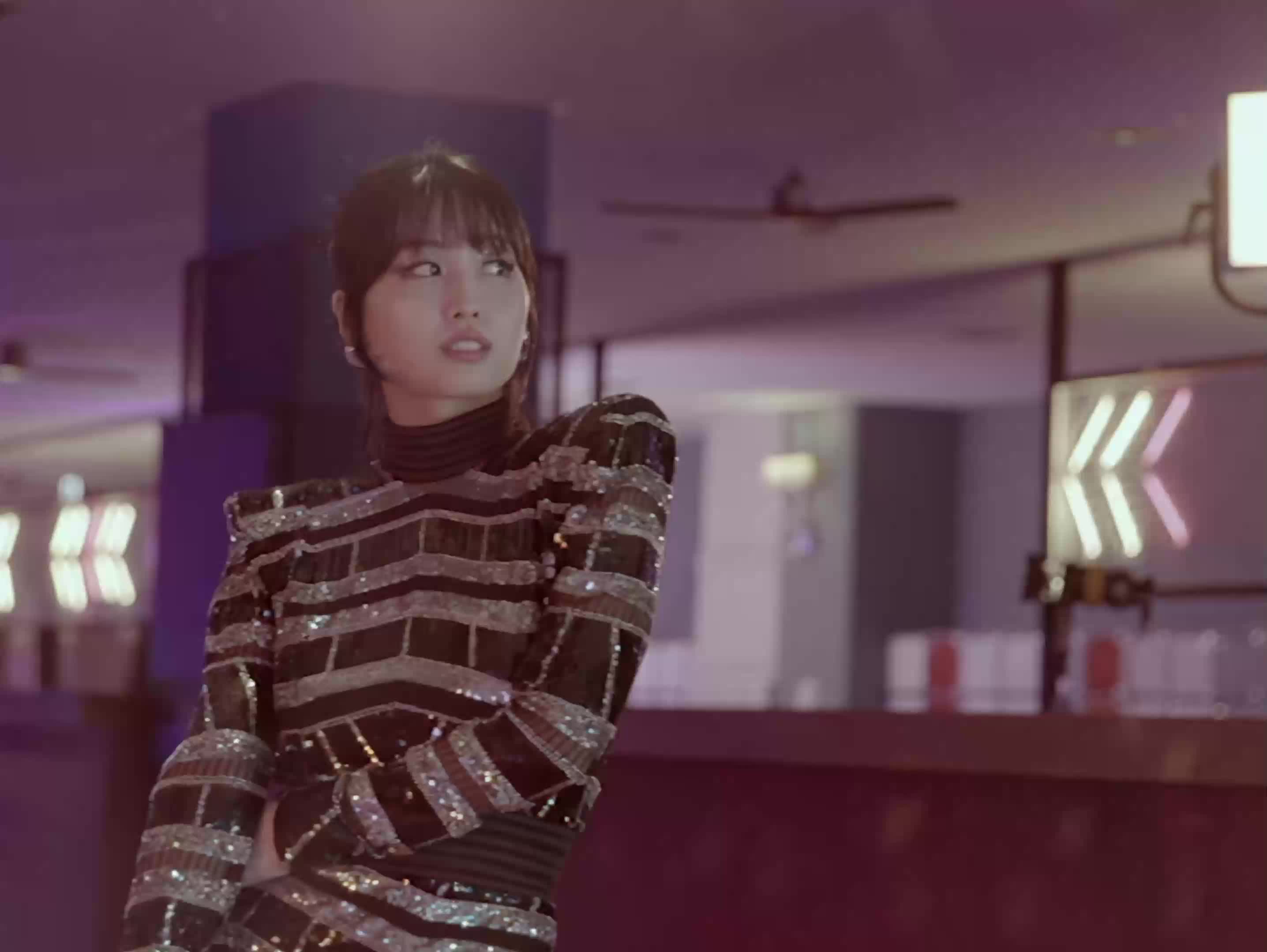Momo Scrolller