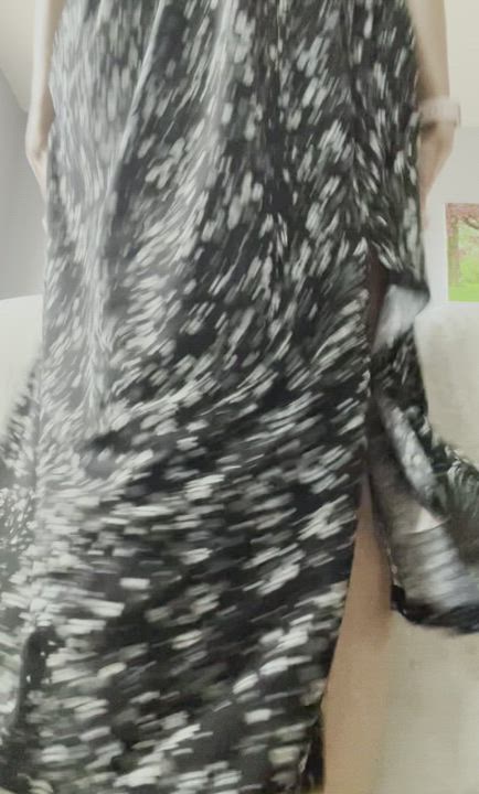 Just a taste of what’s under a MILFs sundress 😏 35F | Scrolller