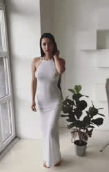 Helga Lovekaty | Scrolller