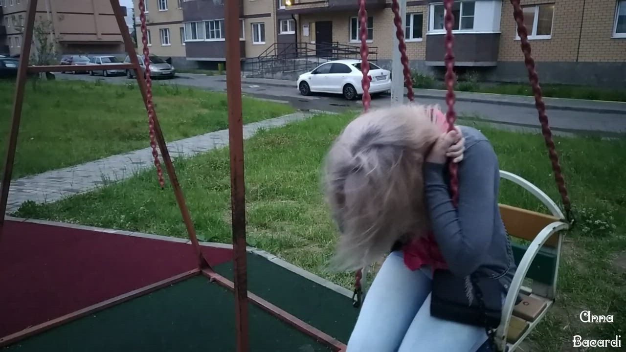 walk around the city with a vibrator on the remote control | Scrolller