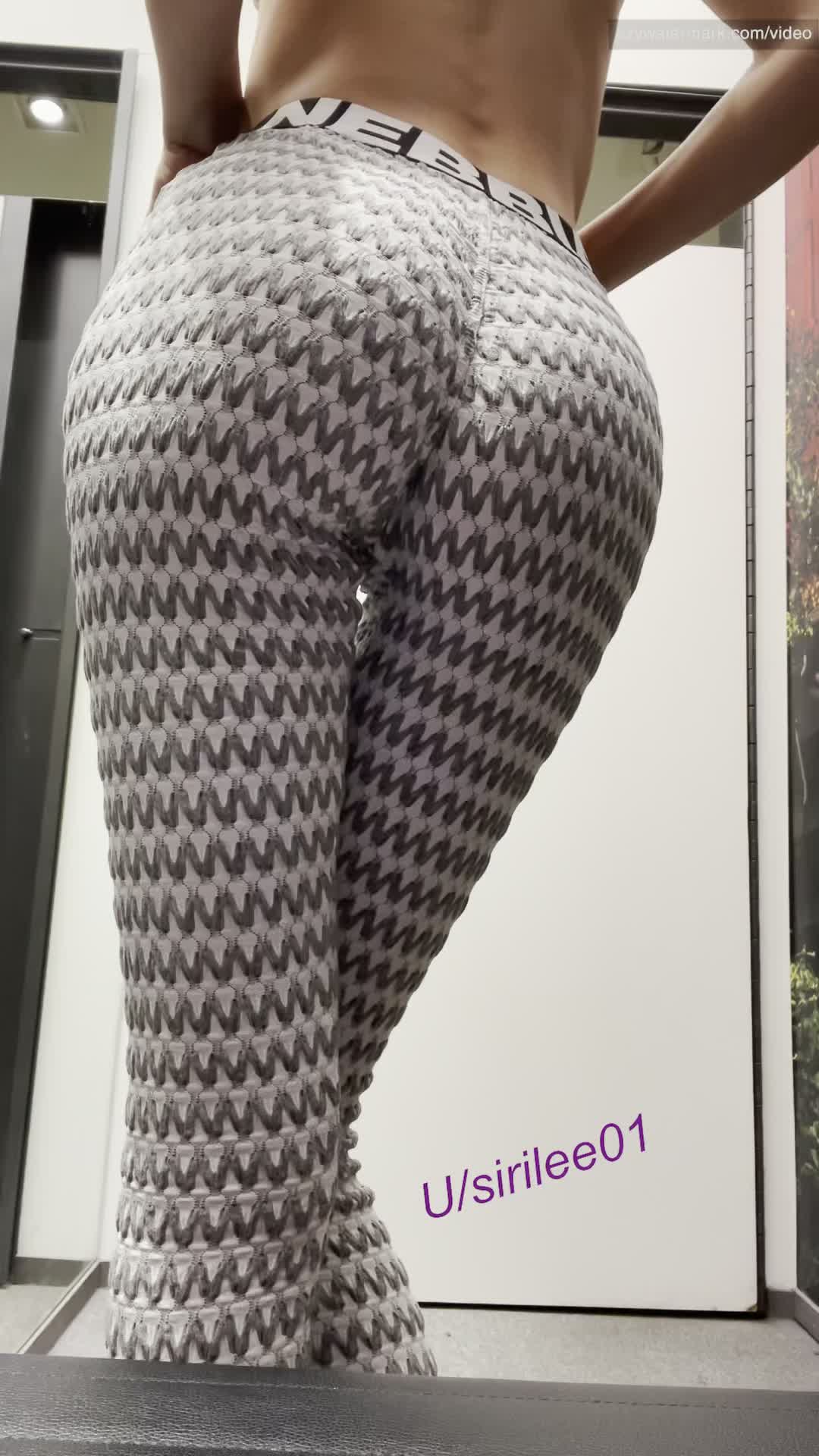 New leggings with hypnotic print😵‍💫 | Scrolller