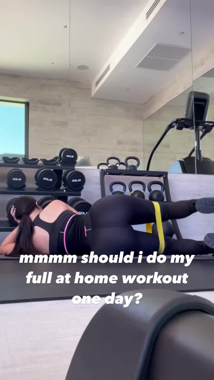 Home workout | Scrolller