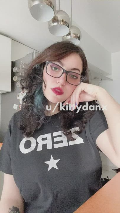 Let's keep them cuming | Scrolller