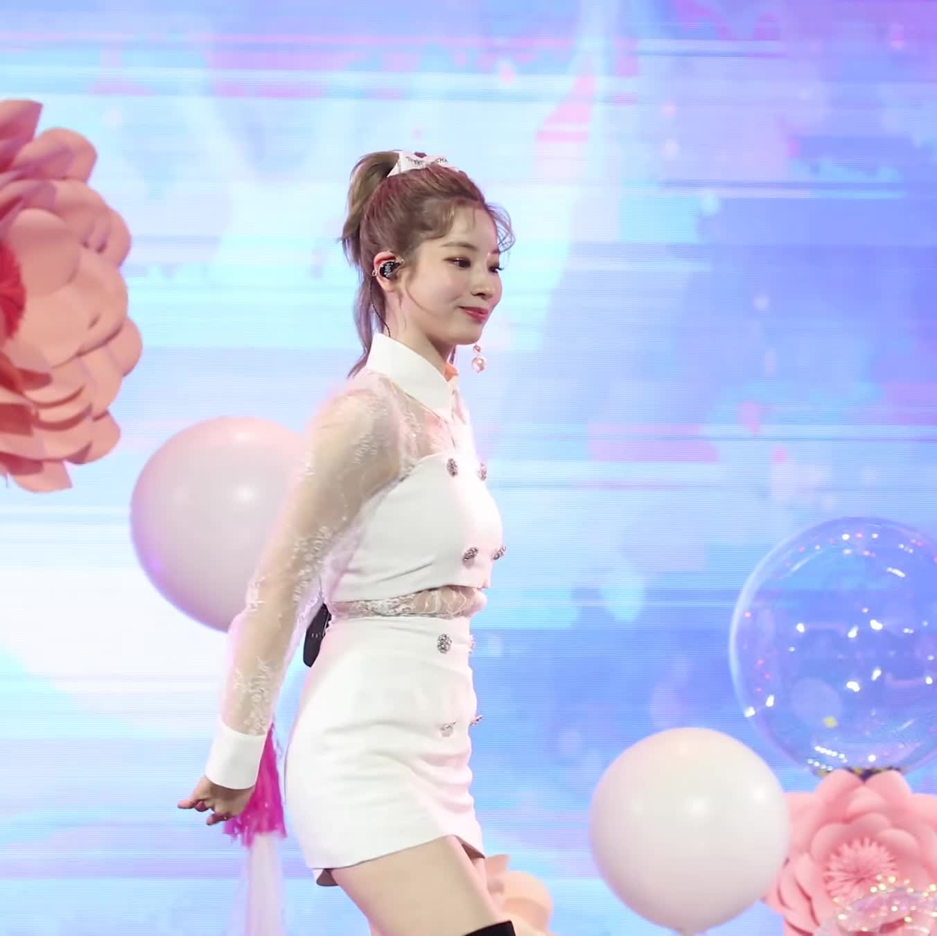 Dahyun - black thigh-high boots, ponytail, white hair bow, top, skirt, say yes, 190105, golden ...