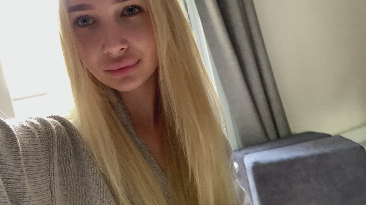 Seducing you on breakfast | Scrolller