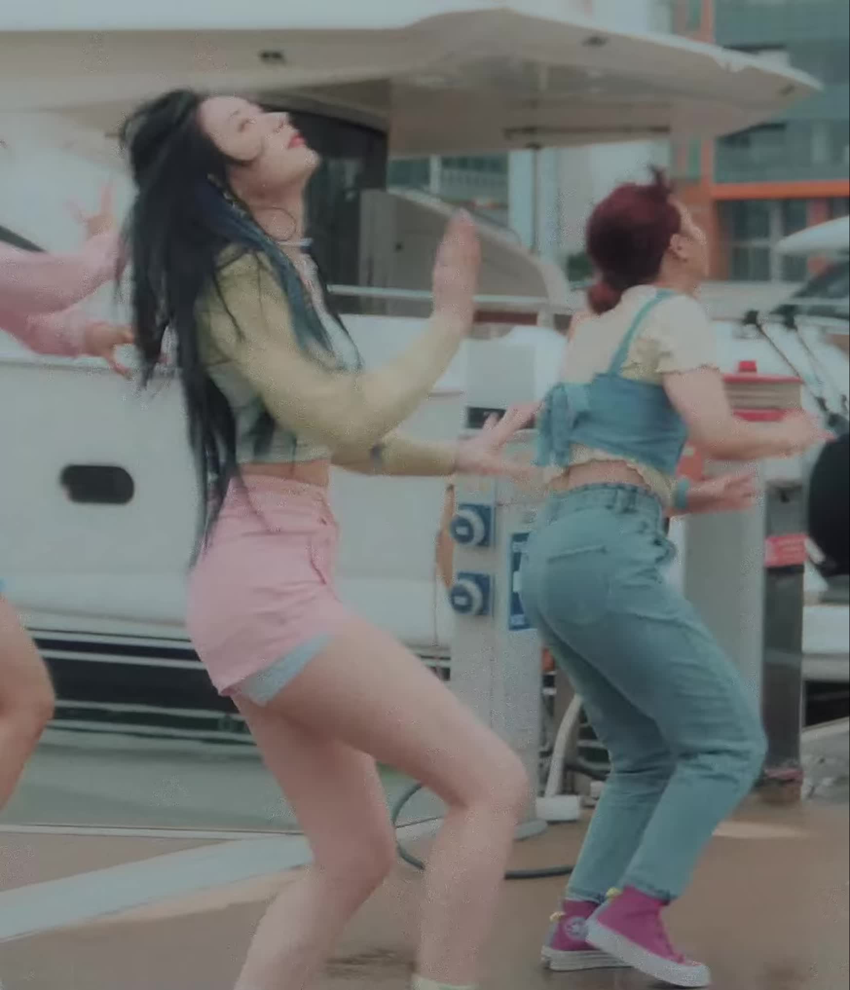 Former IZ*ONE - Lee Chaeyeon | Scrolller