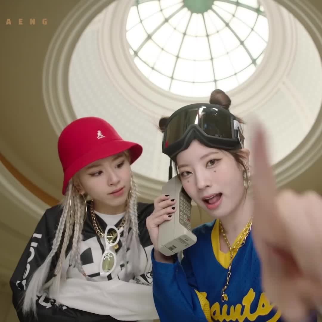 210217 - Chaeyoung accidentally hitting Dahyun | Scrolller