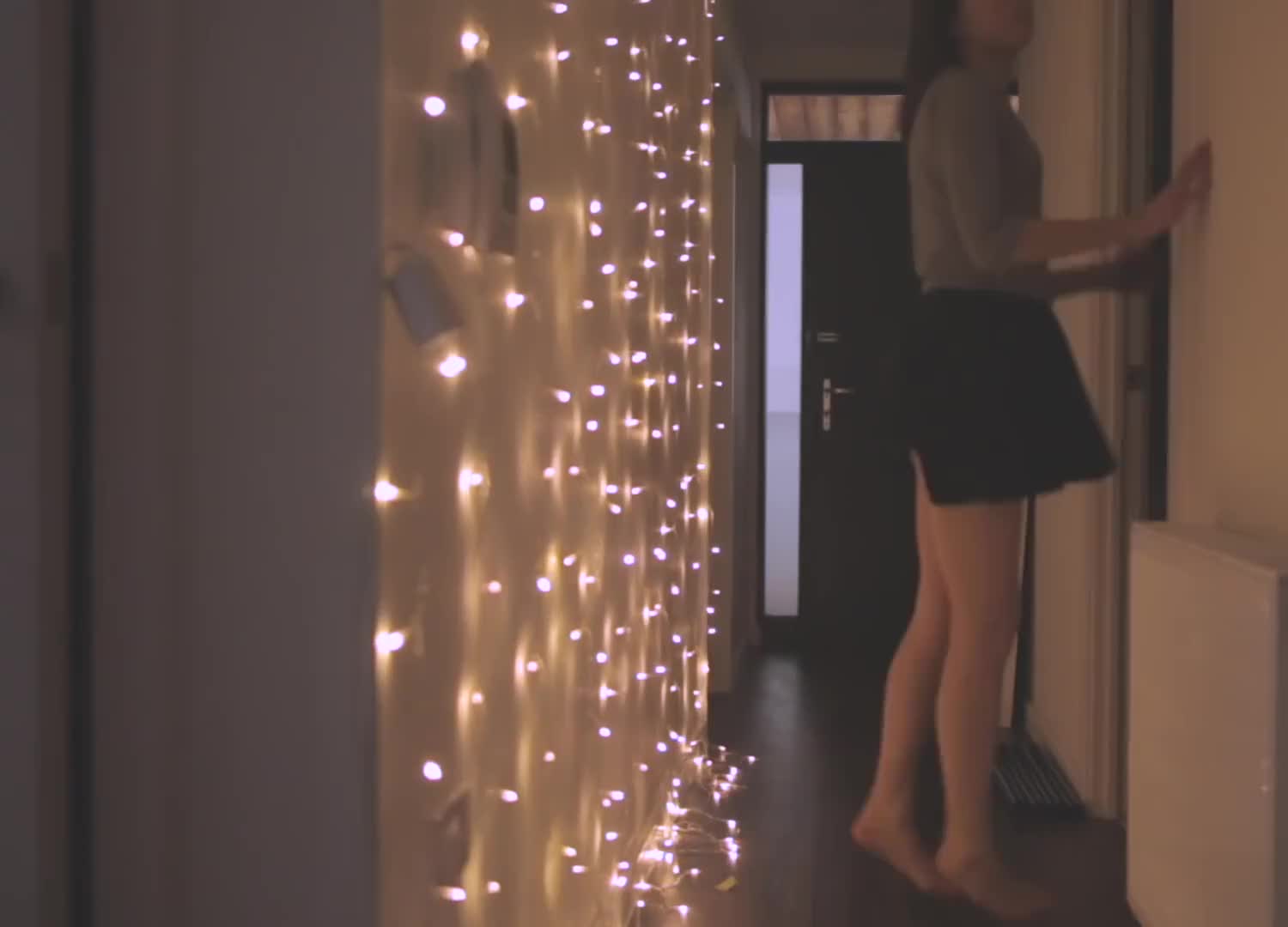 A spin down the hall | Scrolller