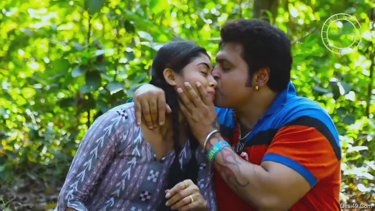 Aurat Nuefliks Originals (S2 Episode 02) Link In Comments | Scrolller