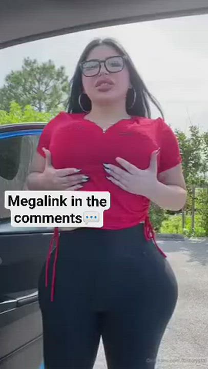 HER FULL PACK IN COMMENTS ️🔥 ️ | Scrolller