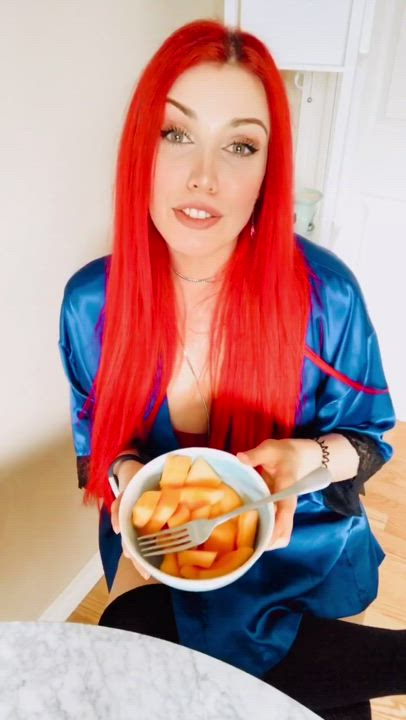 I like a light breakfast but I hear you like something more substantial 🍆 | Scrolller