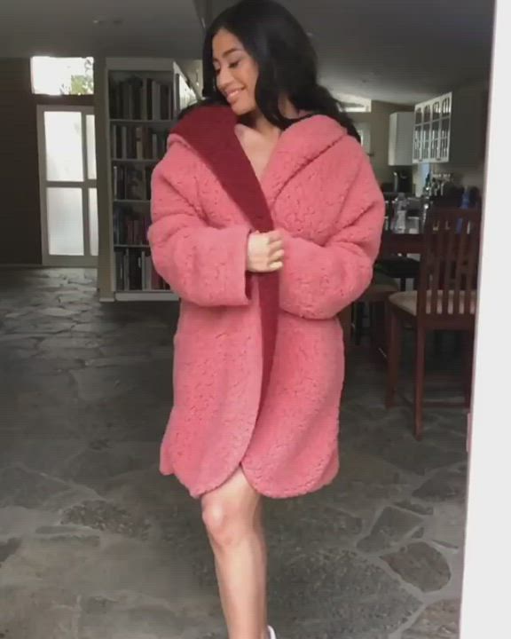 #248: Ellie Lou | Scrolller