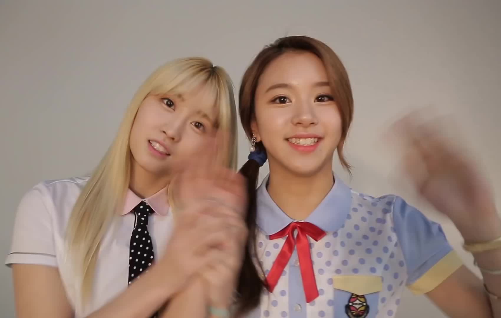 Momo & Chaeyoung | Scrolller