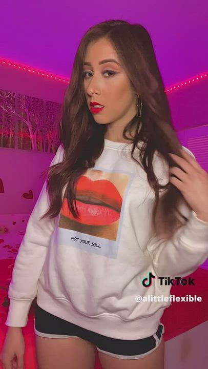 How much of a cute bunny-girl should you be allowed to see? | Scrolller