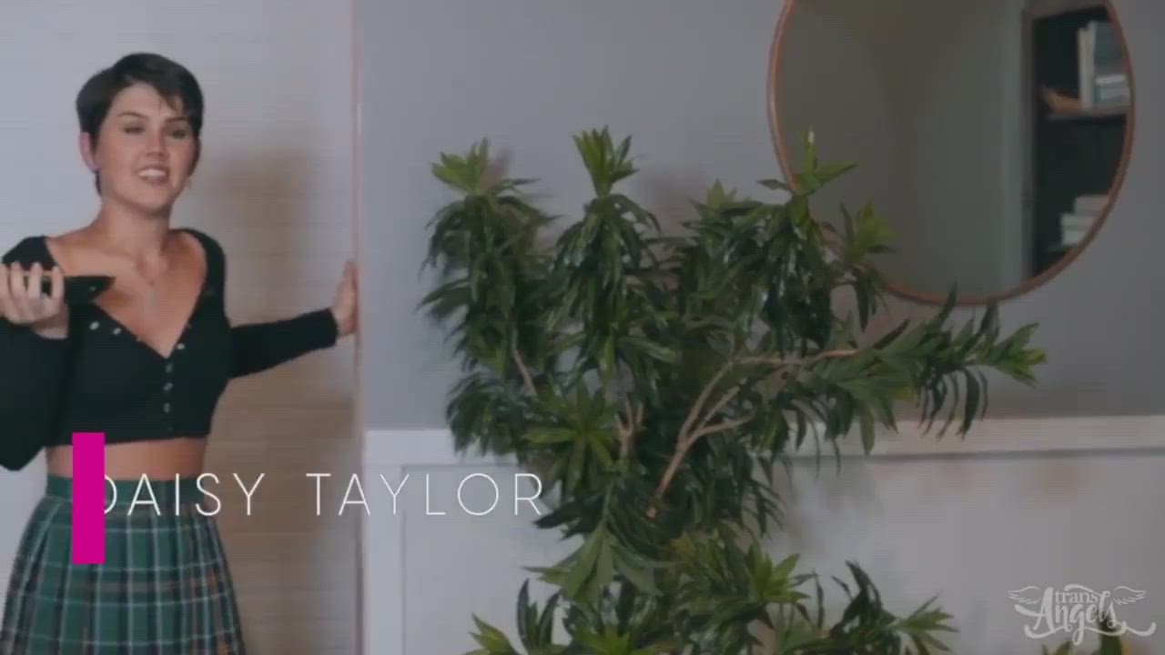 Grateful For Cock | Scrolller