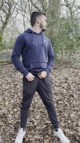 I like to take risks 😈 | Scrolller