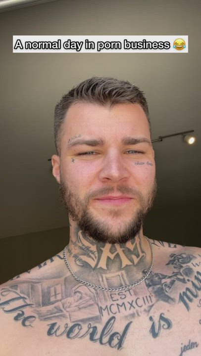 Normal day in porn business 😋 | Scrolller