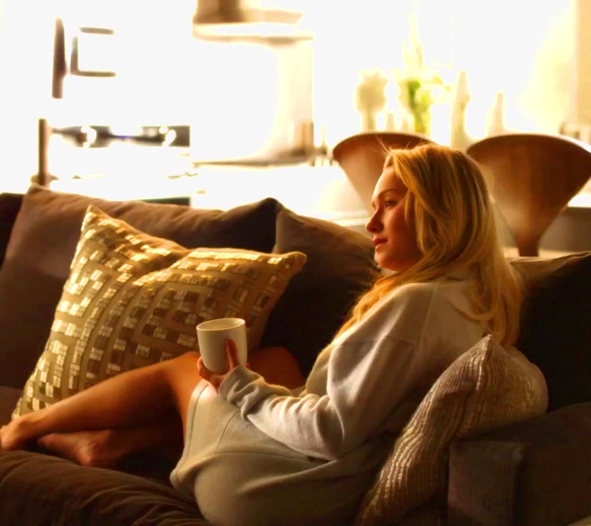 Looking nice on the sofa | Scrolller