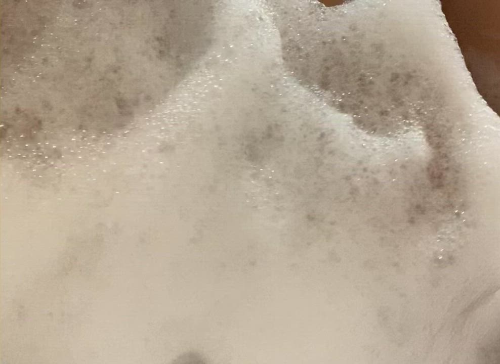 Big bubbles [f] | Scrolller