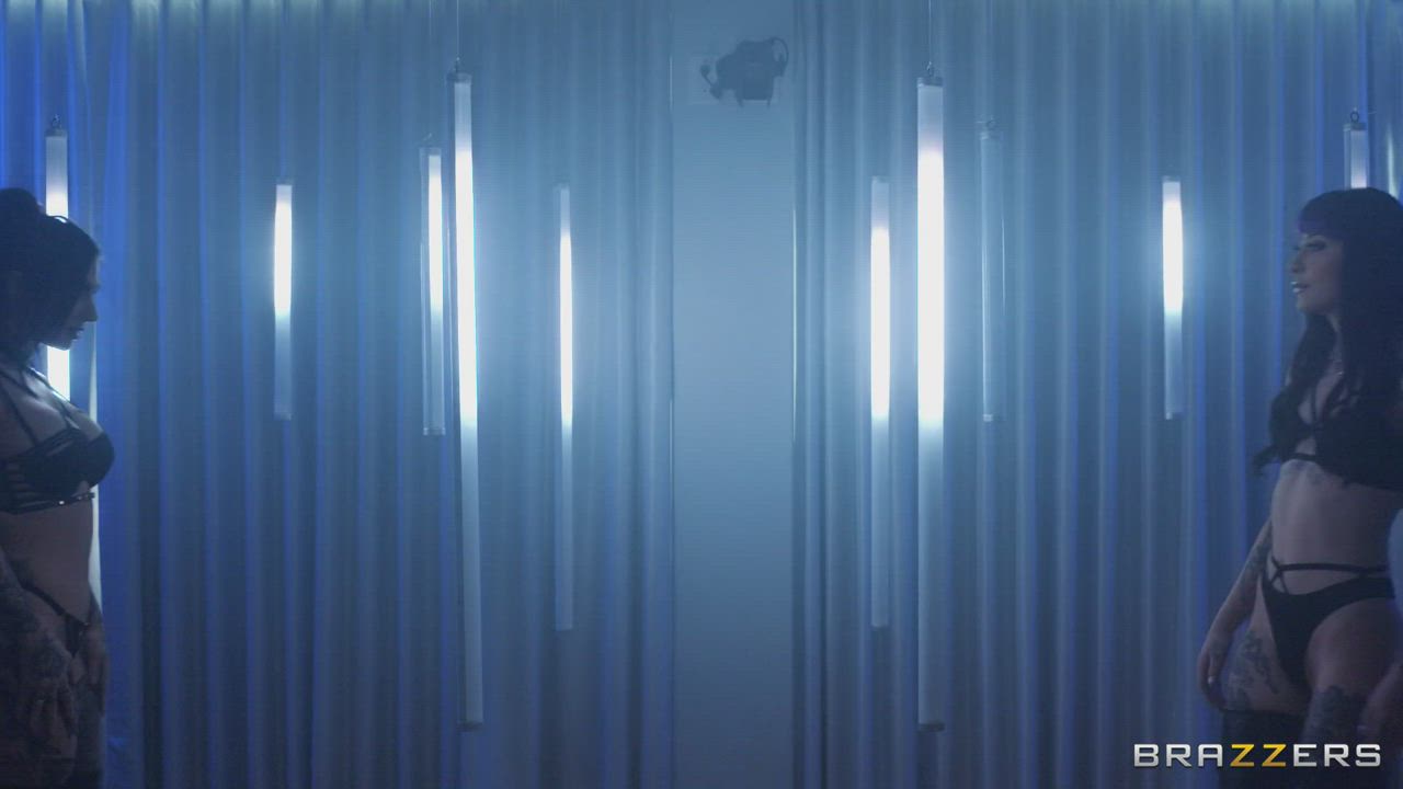 In Command | Scrolller