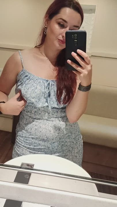 Braless is definitely the best 💟 | Scrolller