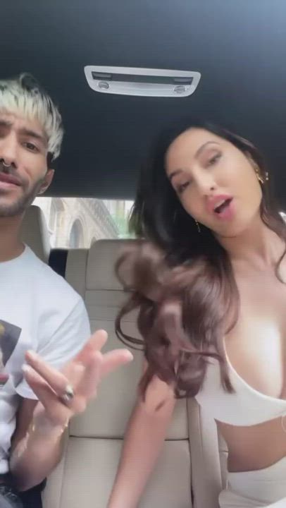 Nora Fatehi flaunting her milky cleavage 🥵 | Scrolller