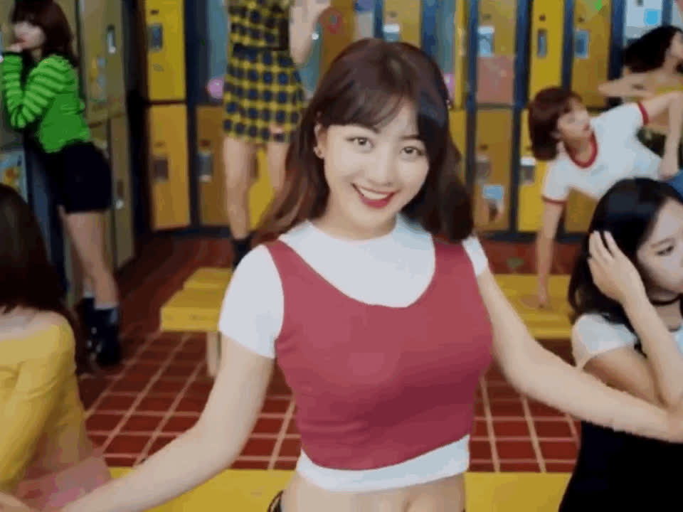 Twice - Jihyo | Scrolller