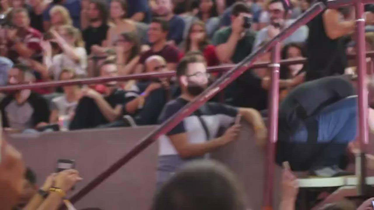 Daniela Evans fucked in front of an audience | Scrolller