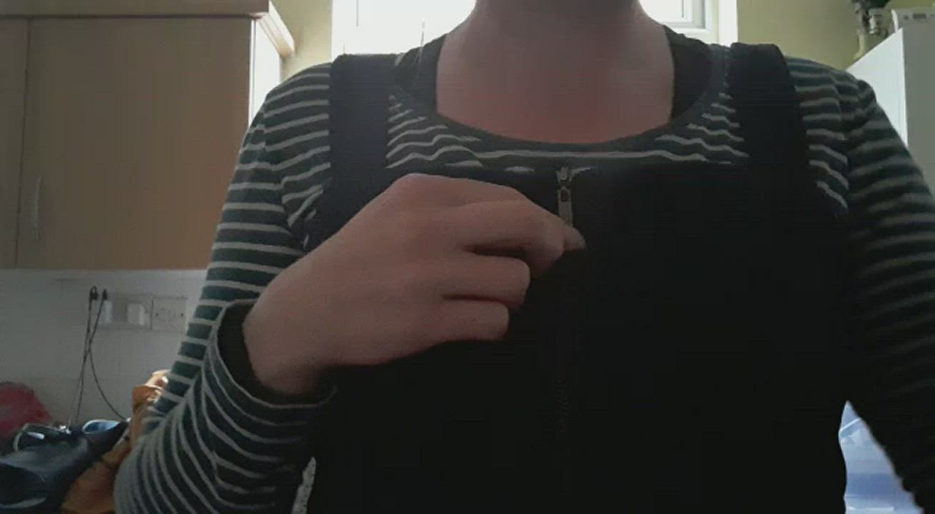 Flash em Friday | Scrolller