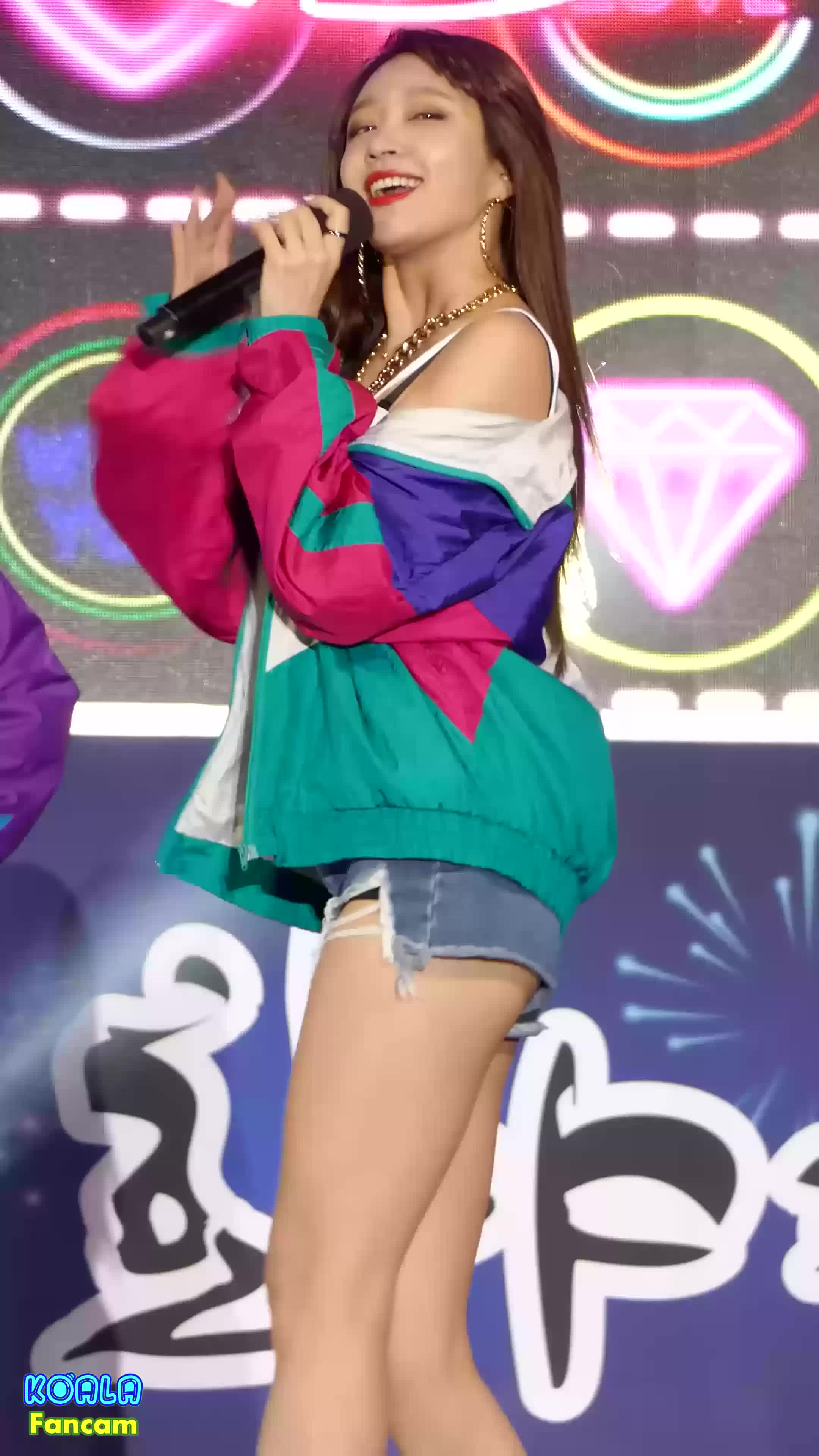 EXID - Hani | Scrolller