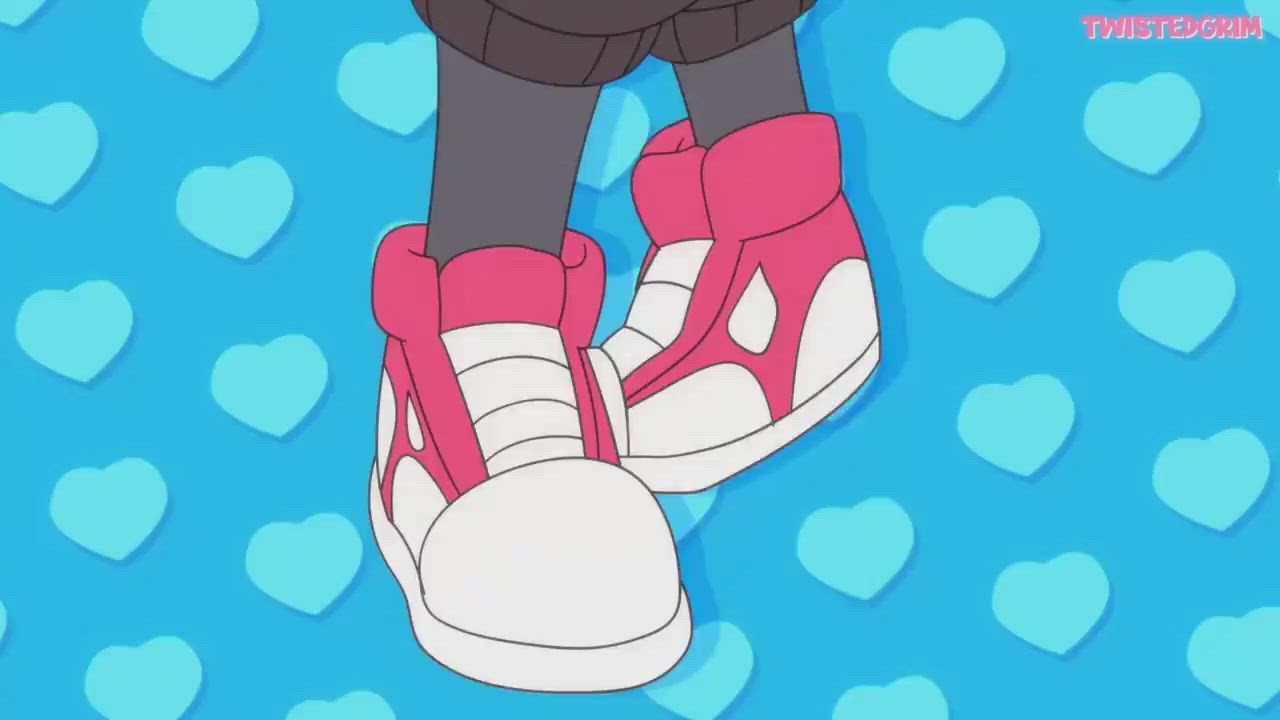 Emi doing a little dance | Scrolller