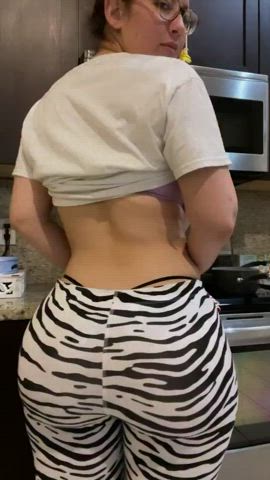 Pawg | Scrolller