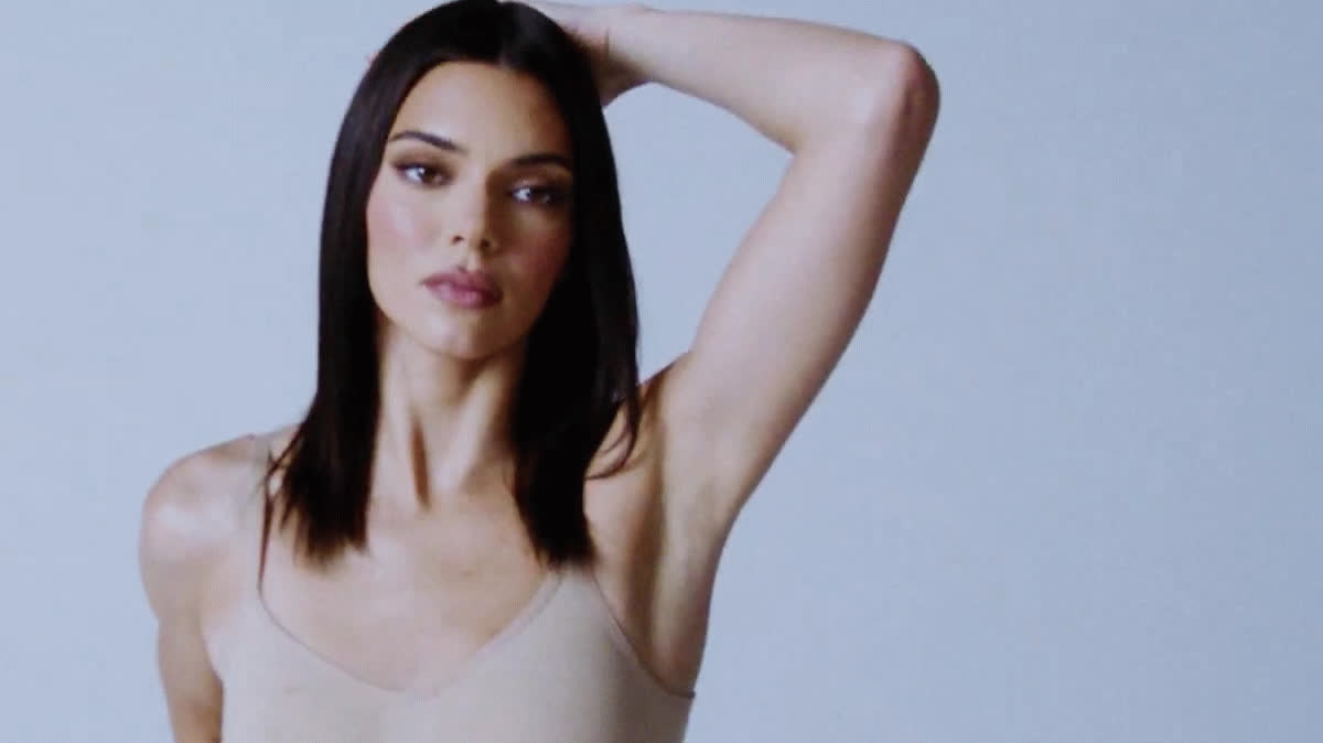 Kendall Jenner | Scrolller