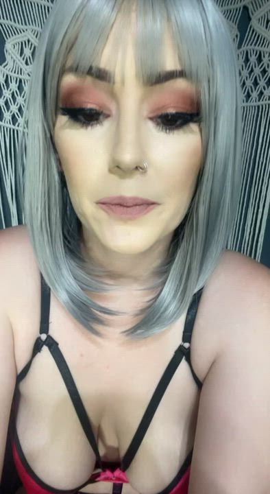 Gagging instructions 💦💦 | Scrolller