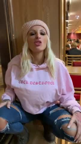 Trashy AF | Scrolller