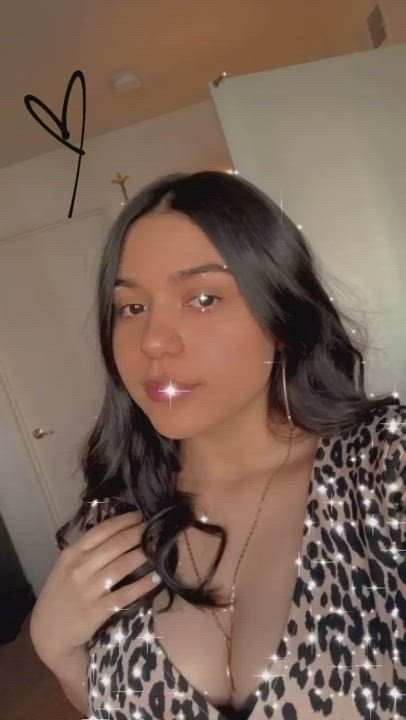 Sitting pretty | Scrolller