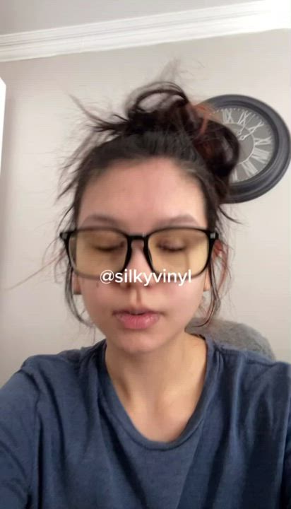 i seem to be doing good on this sub 🙆🏽‍♀️ | Scrolller