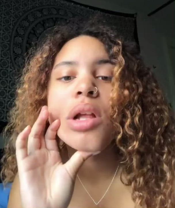 Love wide tongues | Scrolller