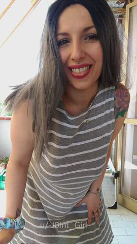 Would you love to have a next-door exhibitionist MILF like me? | Scrolller