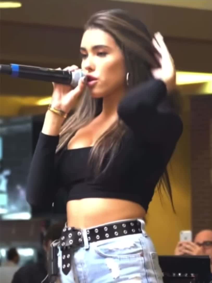 performing | Scrolller